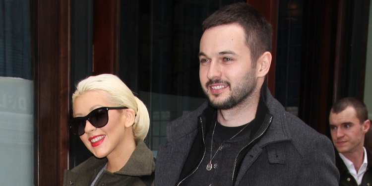 Matthew Rutler wiki, bio, age, dating, guitar, engaged, height